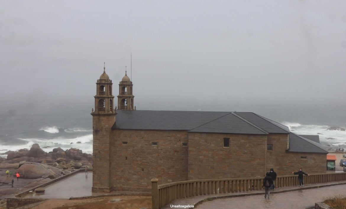 Escapada al vanguardista Parador de Costa da Morte (Muxía), una ...
