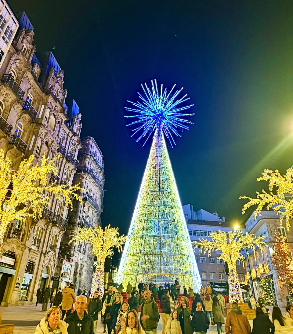 Las luces de Navidad de Vigo 2025: qué ver, encendido, horario, guía ...